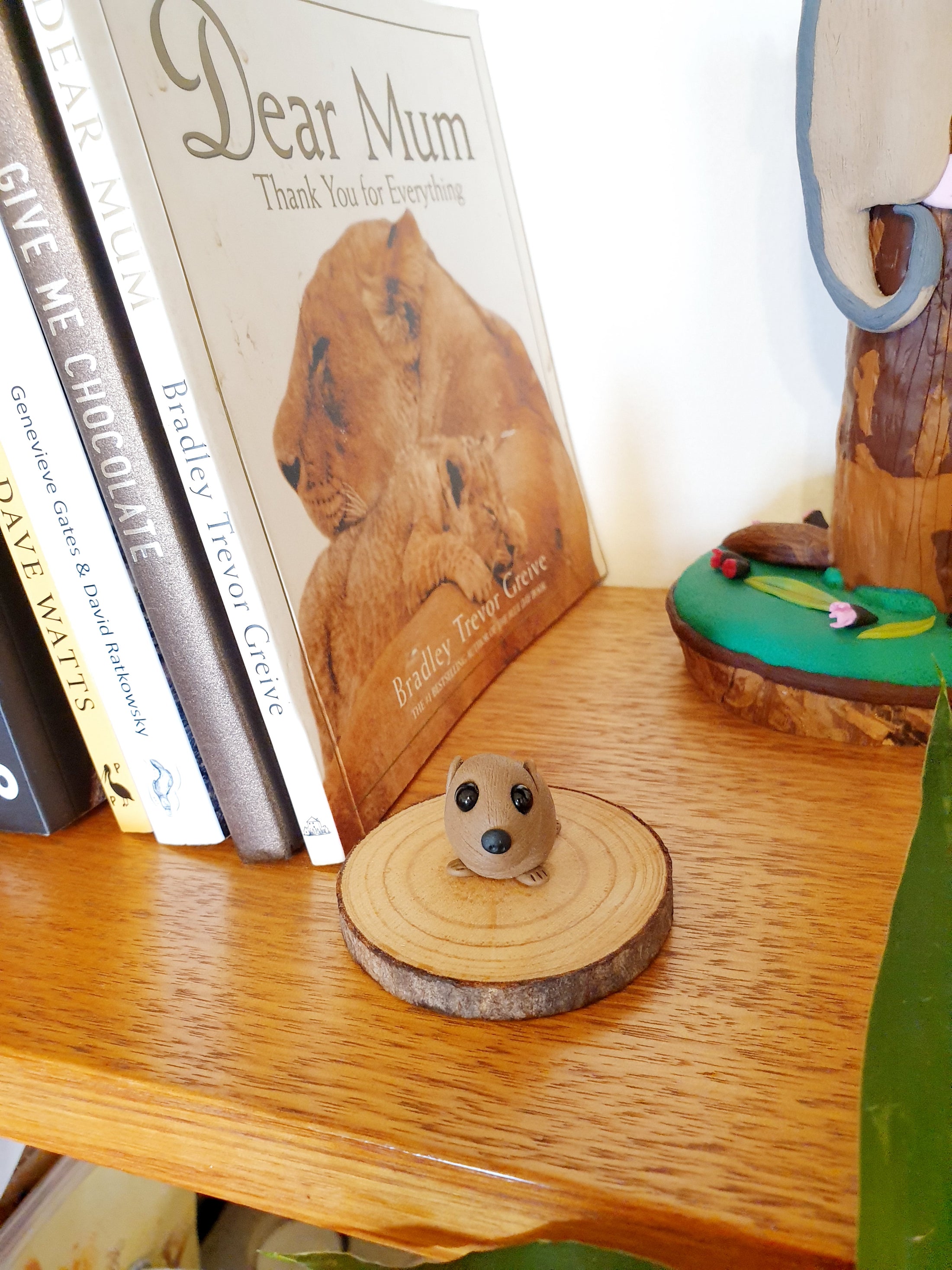 Wombat sculpture miniature collectable – Blue Wren Creations